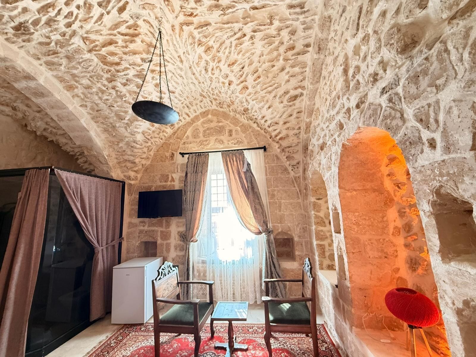 Smart TV de 103 cm com canais via satélite 