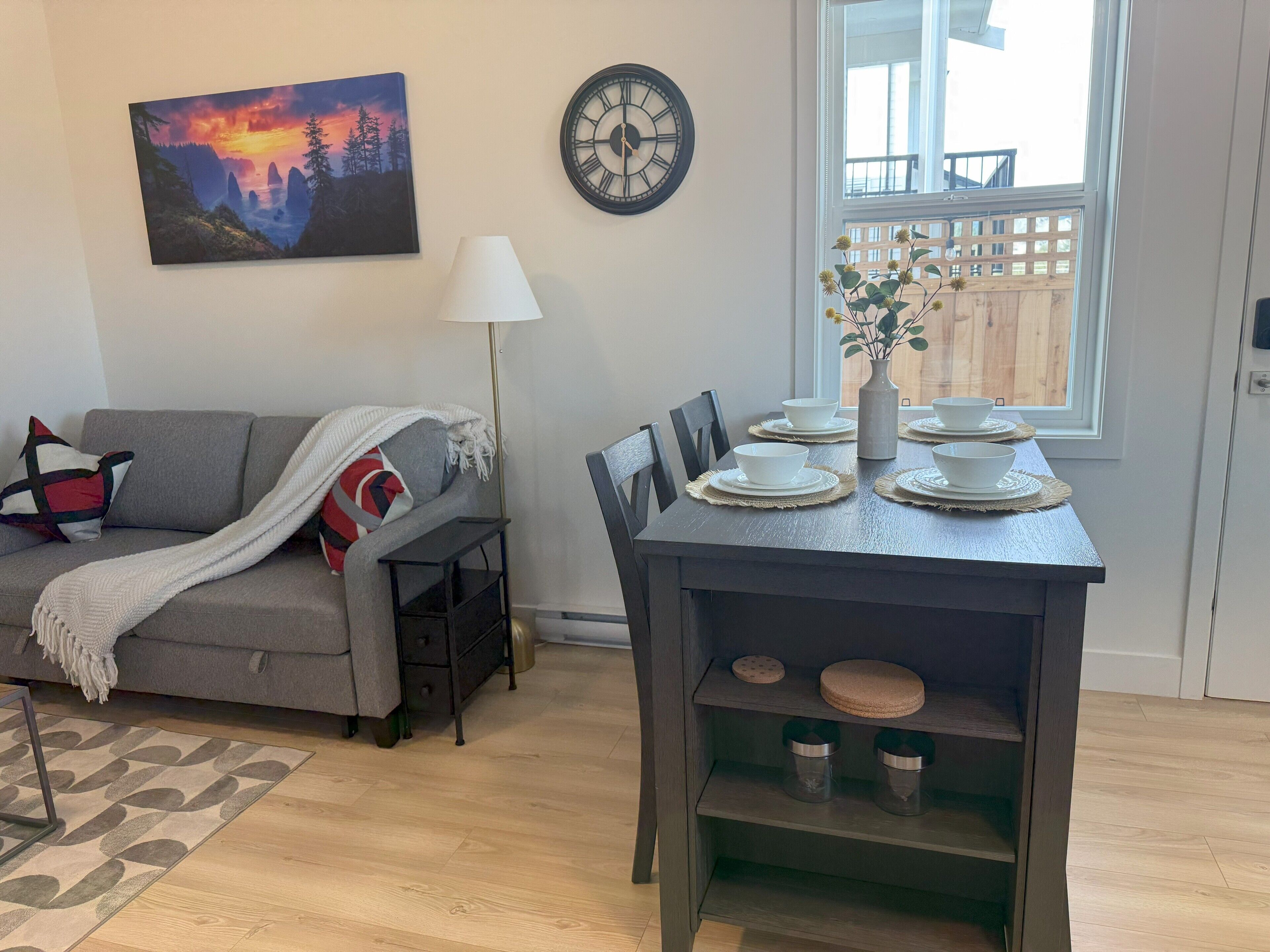 Cozy 1 Bedroom  Retreat For City & Nature Adventures - Langford