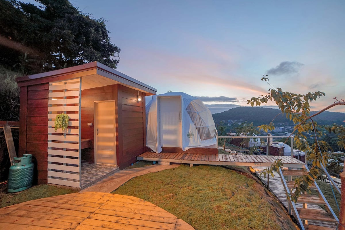 Tenda Standard, vista para a montanha | Wi-fi grátis, roupa de cama fornecida