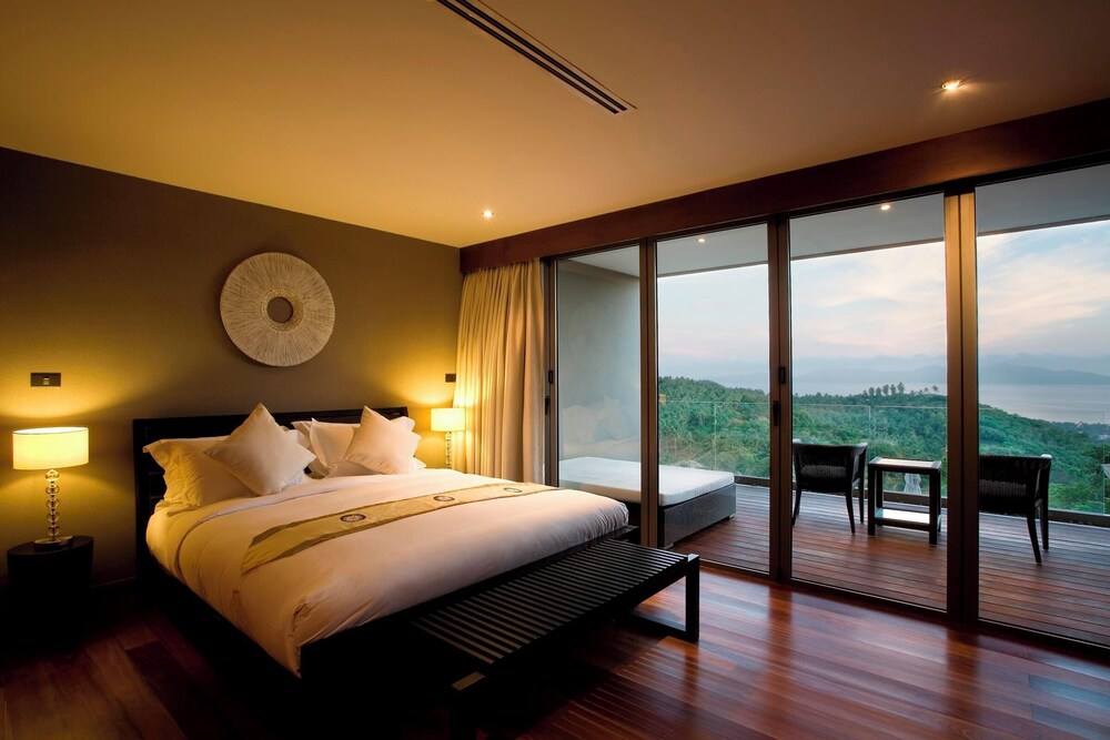 Suralai - Luxury Hilltop Villa - Bophut | Vrbo