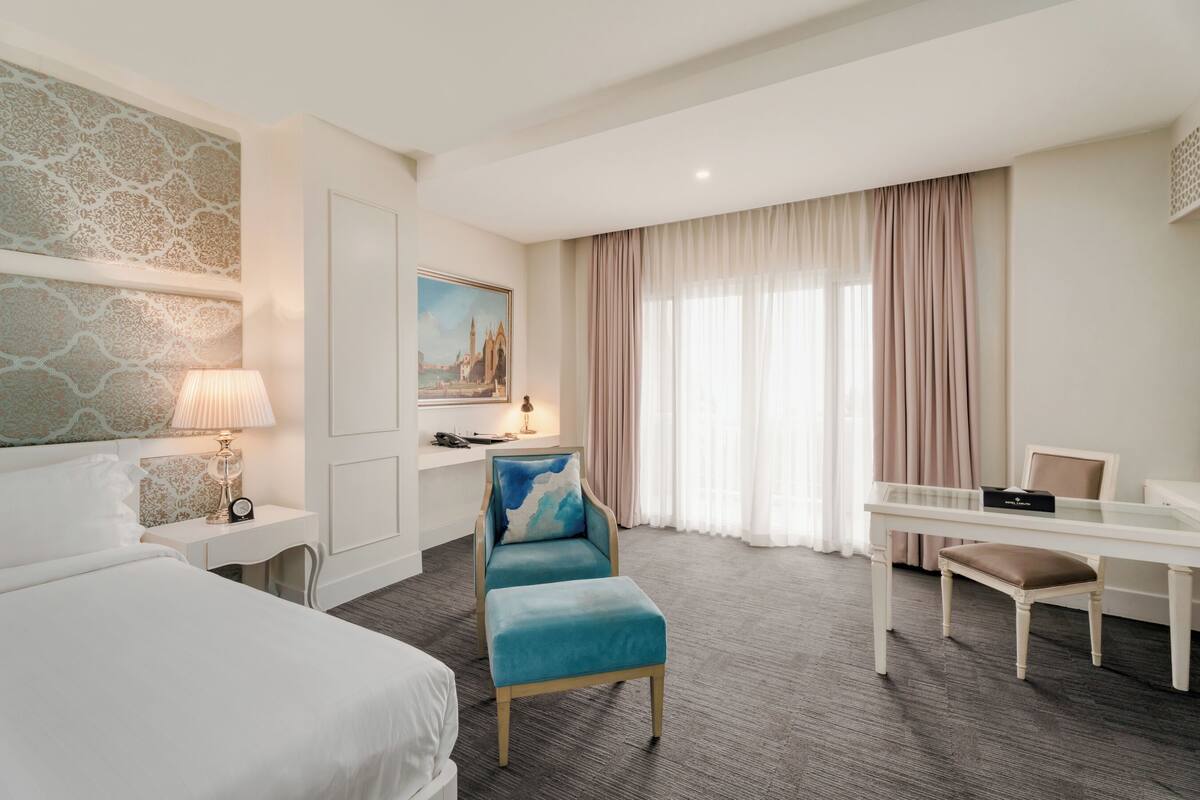 Suite Royal, 1 cama king-size, vista para o lago | Wi-fi grátis, acesso para cadeira de rodas