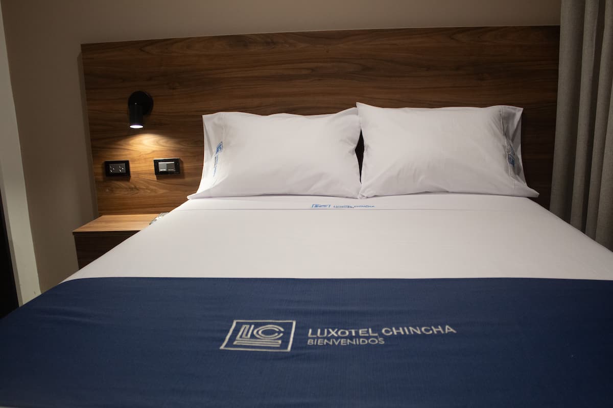 Quarto Individual Comfort | Secretária, secretária adequada para computadores portáteis 