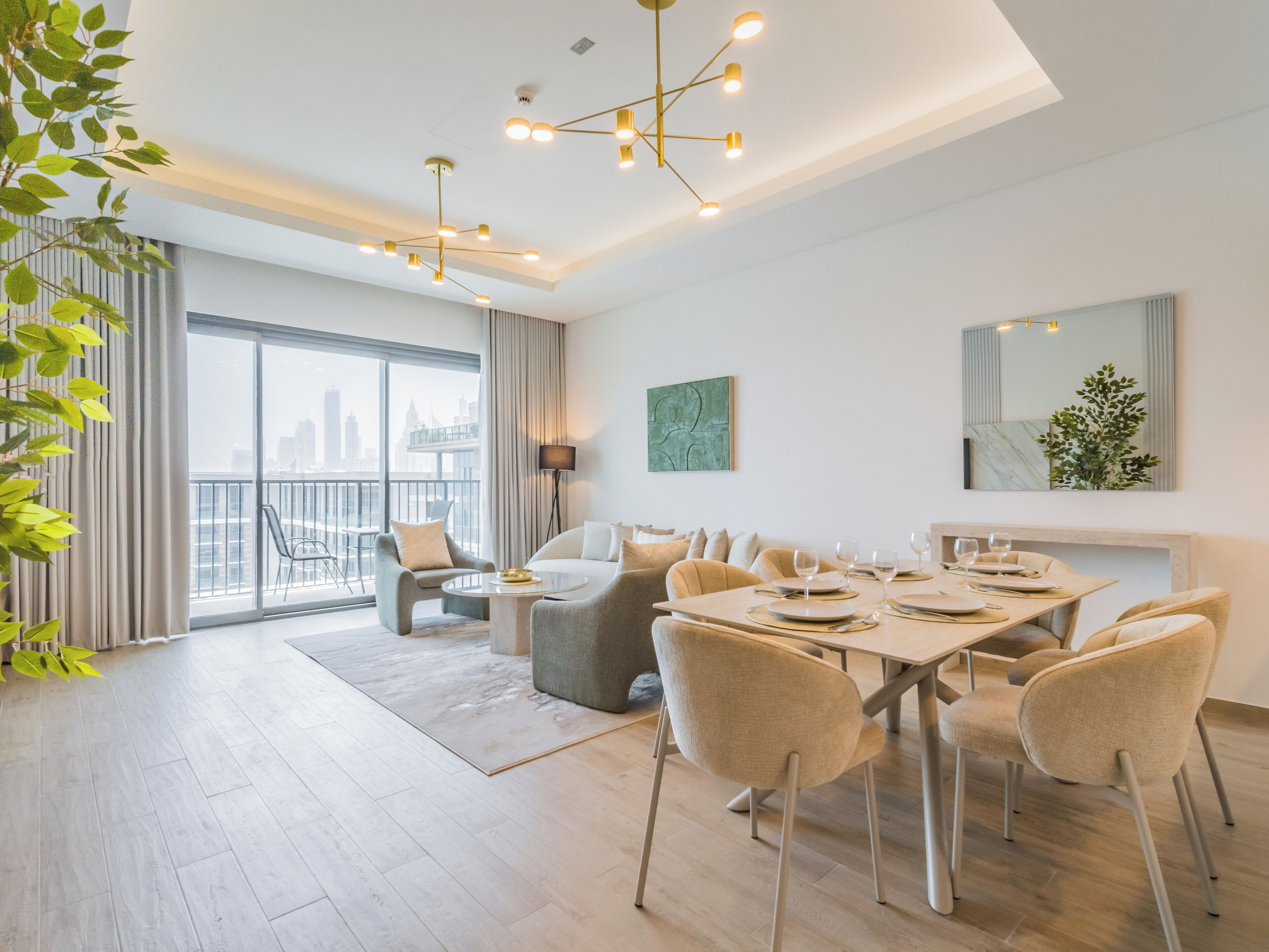 Apartamento superluxo, sacada, vista para a cidade | Área de estar | Smart TV 55 polegadas com canais digitais