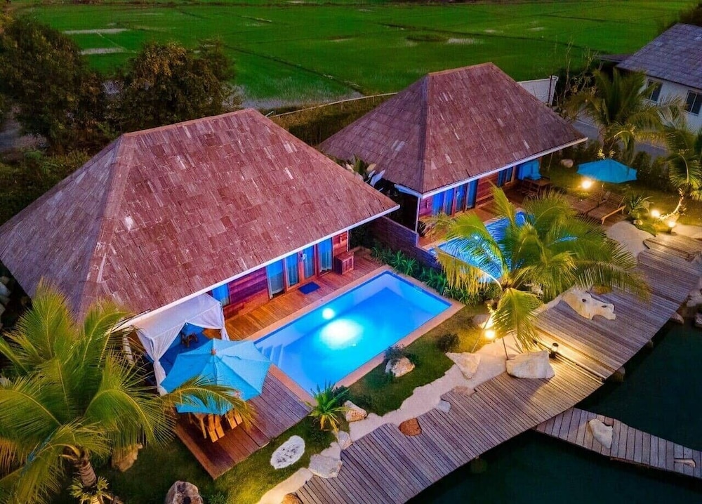 Buffalo Island Resort & Adventure Park - San Pa Tong District