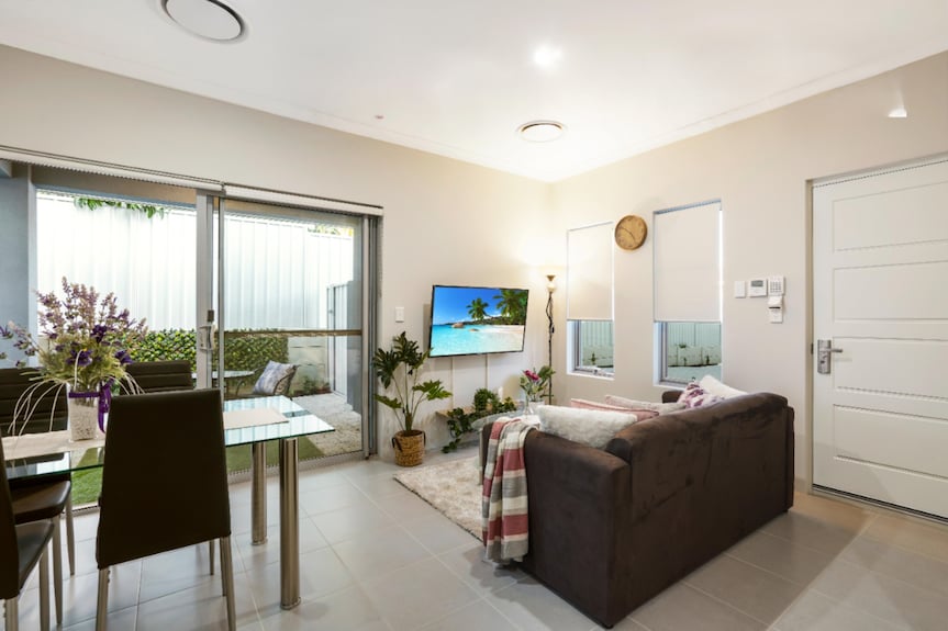 Culloton Comfort Spacious 3br Home Near Shops & Parks - キングスリー