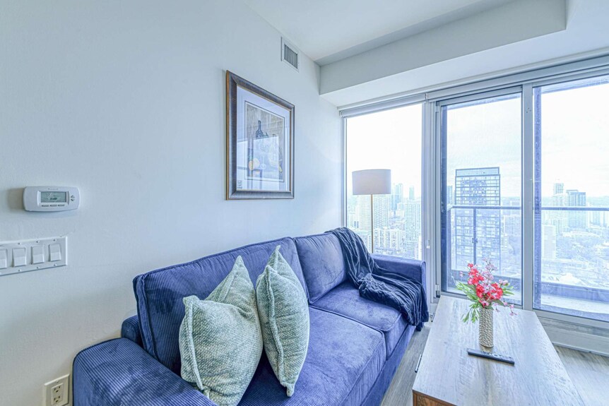Rivetstays | The Jarvis Executive Suite 1 Bedroom + Den Suite - Toronto