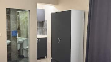 Estúdio, vista para a praia | Secretária, Wi-fi grátis