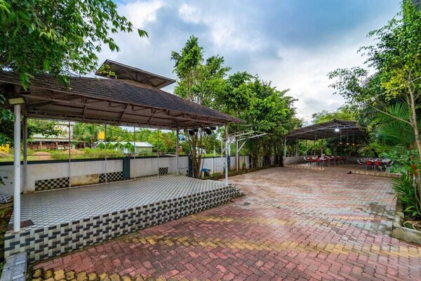 White Petals Dandeli - Karnataka