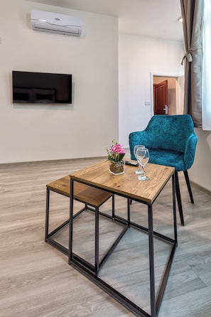 Estúdio Comfort, Vista para a cidade | Wi-fi grátis, roupa de cama fornecida 