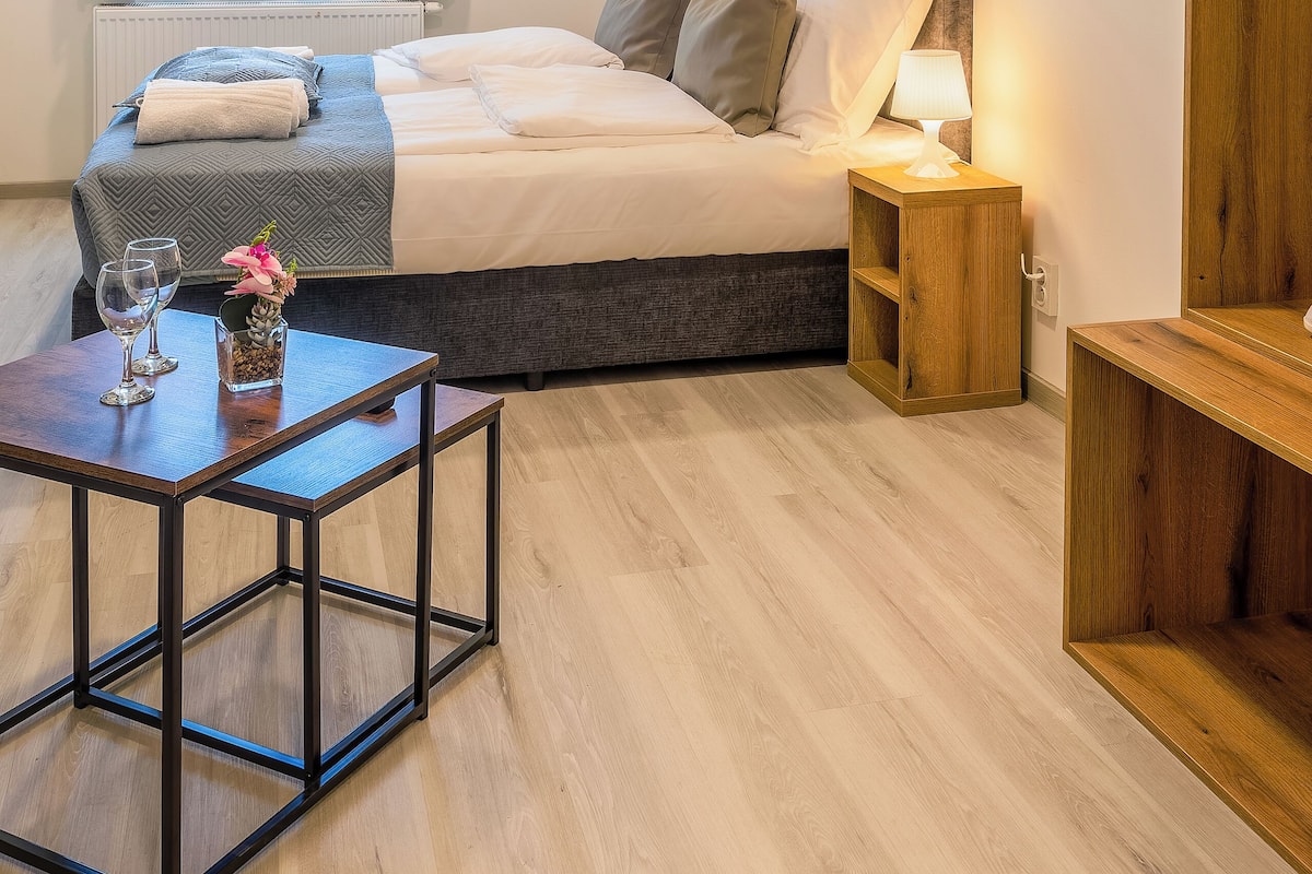 Estúdio standard, vista para a cidade | Wi-Fi de cortesia, roupa de cama