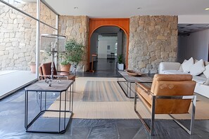 Apartamento Comfort, Vista para a cidade | Interior