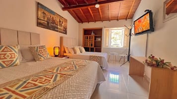 Quarto Deluxe | Ferro/tábua de engomar, Wi-fi grátis