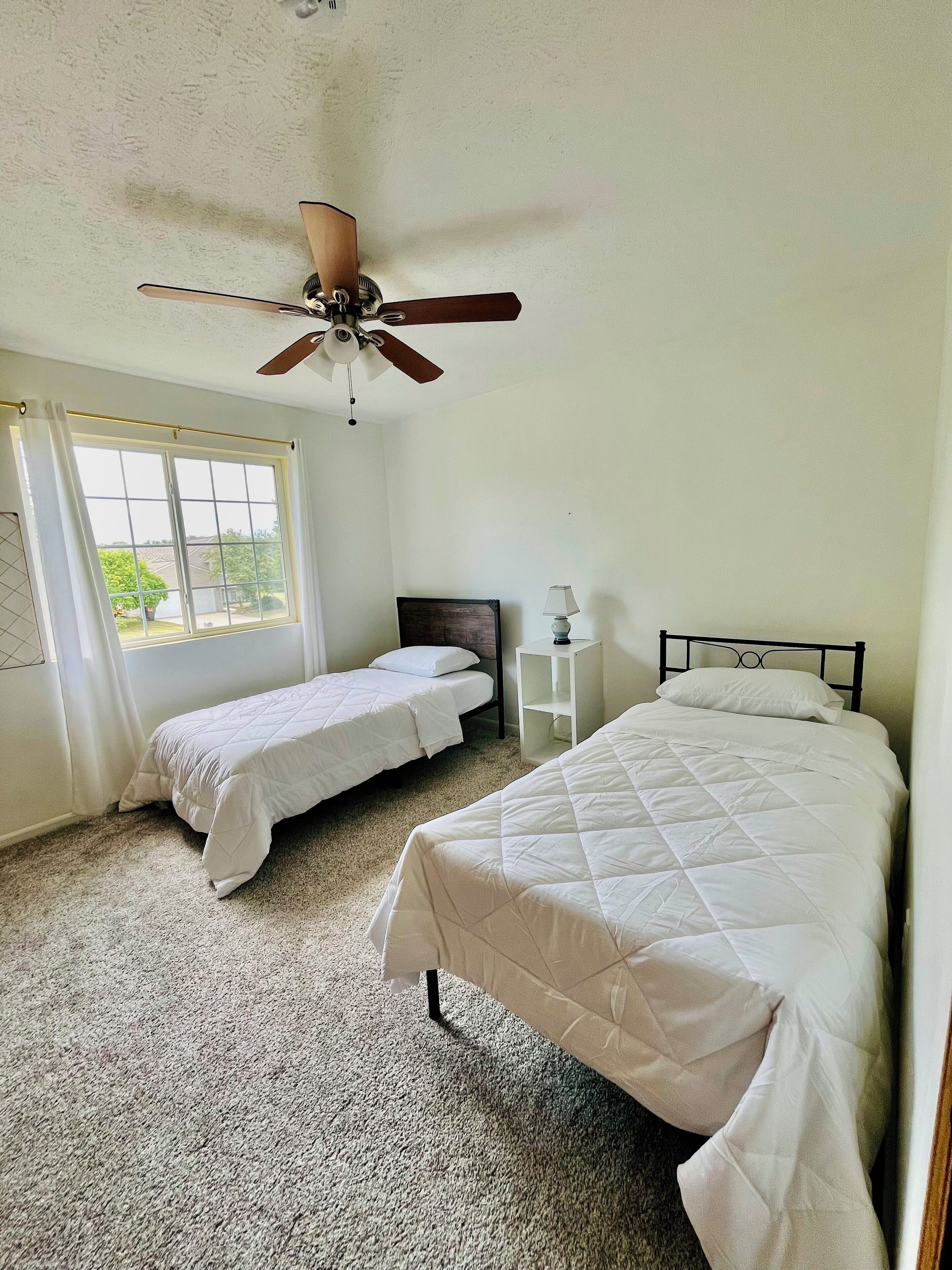 Cozy & Clean 4bd House In Grand Rapids - Grand Rapids, MI