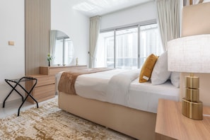 Apartamento Standard, varanda, Vista para a cidade | Ferro/tábua de engomar, berços/camas para crianças, Wi-fi grátis