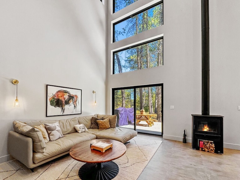 Lakefront Luxury With Stunning Tamarack Views - Lake Cascade, ID