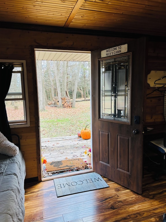 Cozy Studio Cabin-peaceful, Private And Secluded - Holly Recreation Area, Holly