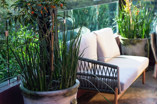 Quarto casal superior, vista para a cidade | Cofres nos quartos, escrivaninha, espaço de trabalho para notebook