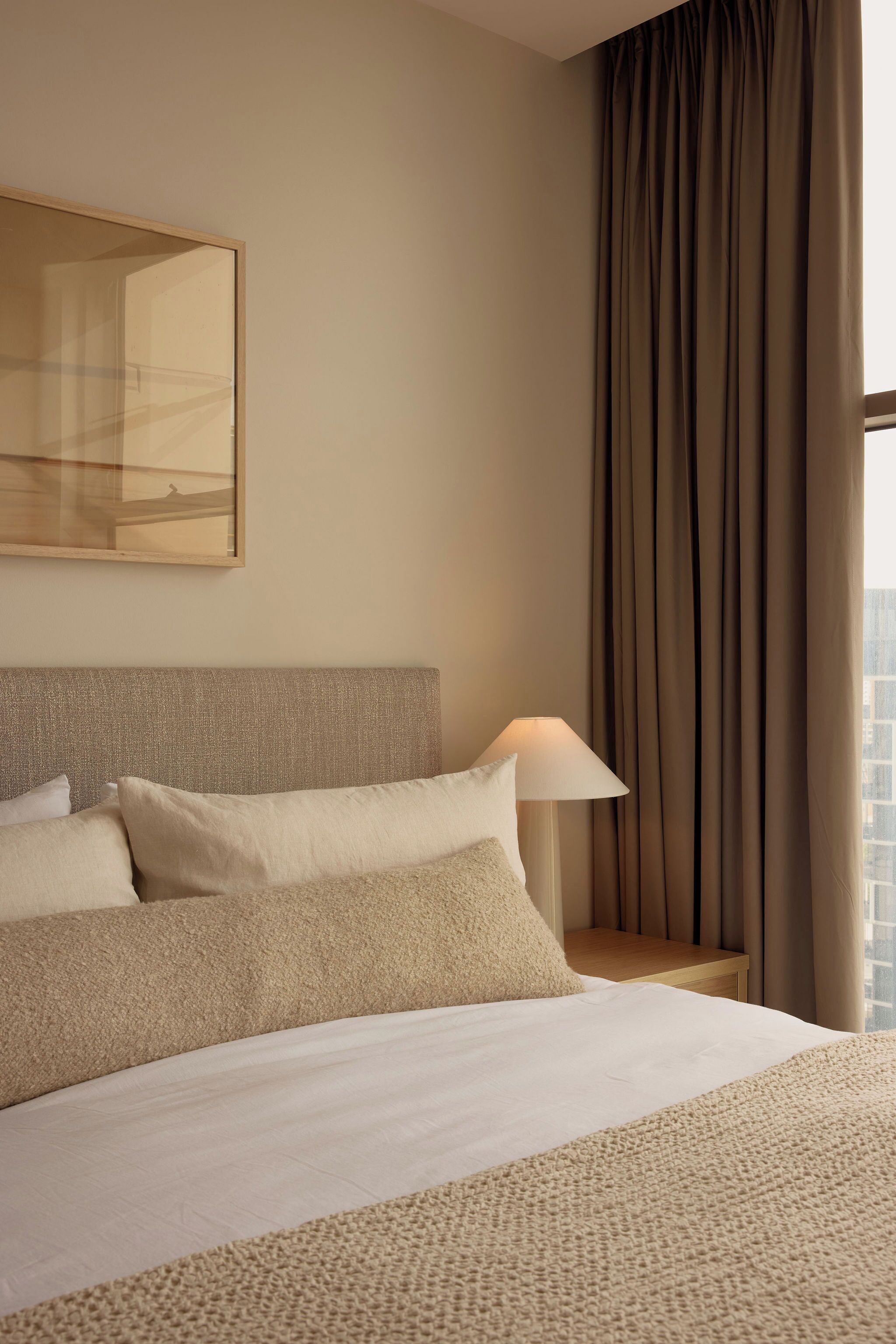 Spacious & Stylish Apartment Near South Bank With Pool, Gym And Rooftop - 밀턴