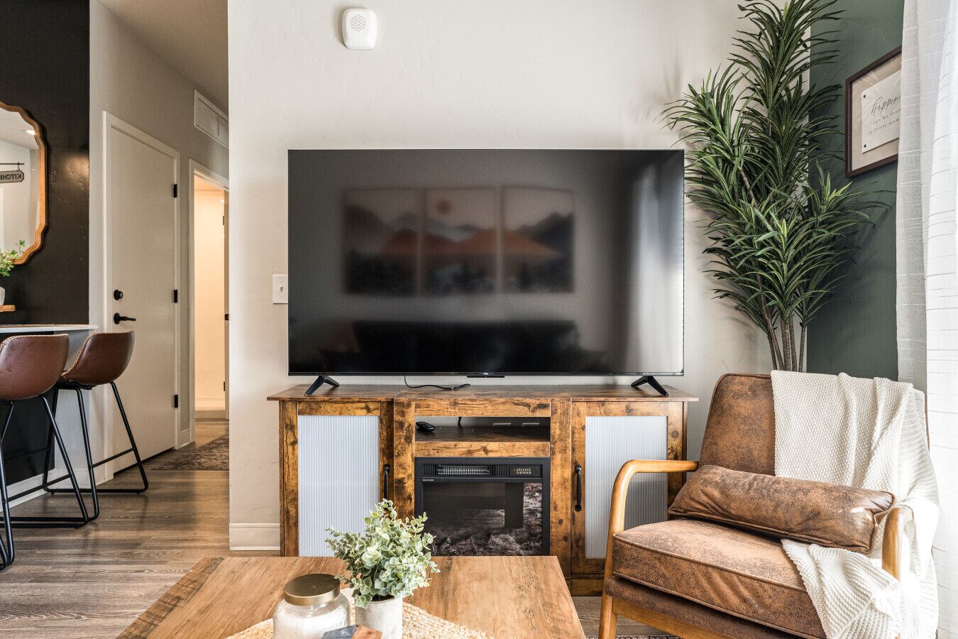 King Beds, Hot Tub, Coffee Bar, Balcony - Boise, ID