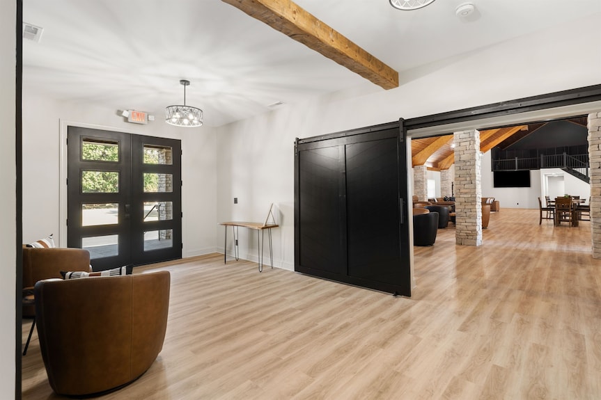 Park Place Lodge - Stay Play Celebrate - Sleeps 34 - Louisville, KY