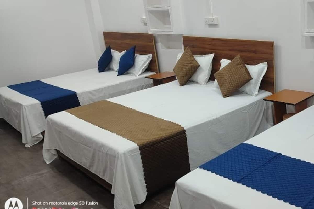 Camas desdobráveis, Wi-fi grátis, roupa de cama fornecida