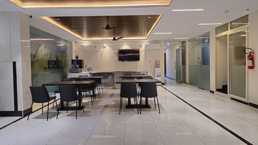 Karan Luxury Coliving - Hyderabad