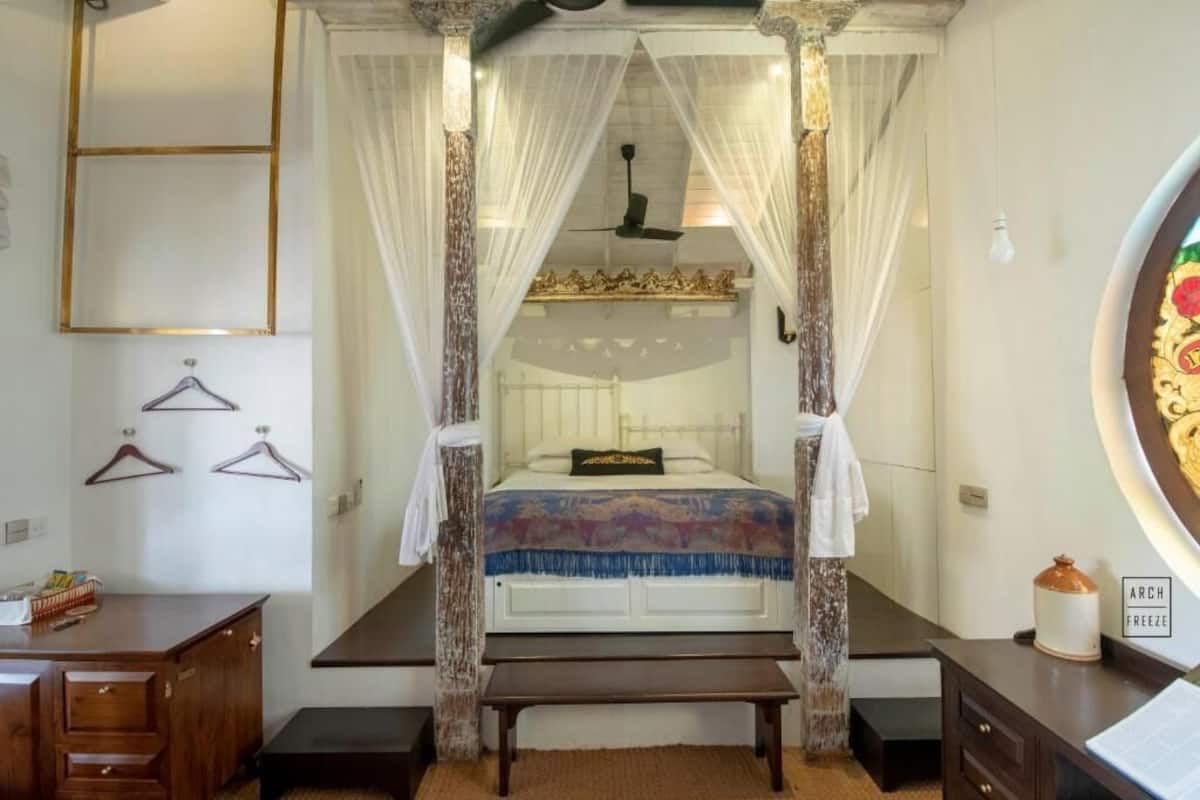 Quarto casal real | Cofres nos quartos, Wi-Fi de cortesia