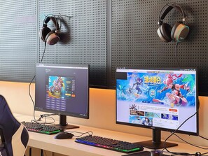 Apartamento Premier em Condomínio Fechado, vista para o mar | Secretária, secretária adequada para computadores portáteis