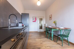 Apartamento Básico | Sala de jantar