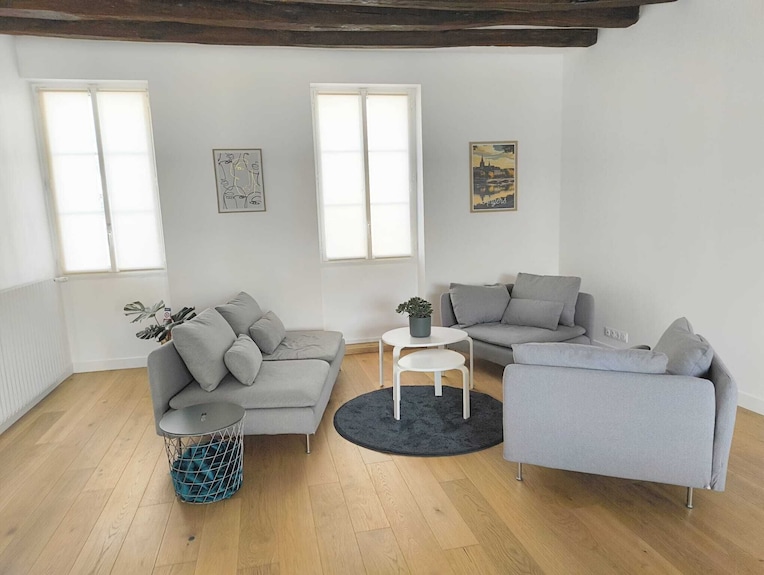 Maison Loire & Cé'rénité - 6 Bedrooms, 15 Pers, Garden, 10 Min From Angers - 昂傑