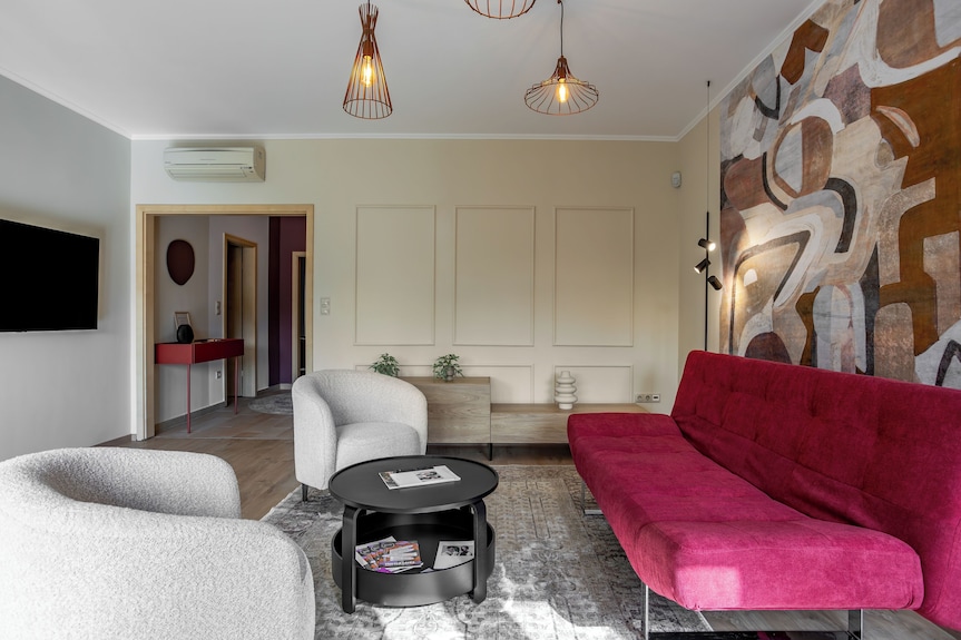 Exclusive 2-bedroom Apartment With Ac And Private Garden In Pécs - Pécs