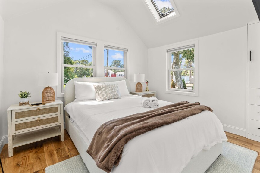 Dennis Port House: Beach, Hot Tub & Fire Pit Fun! - Harwich, MA