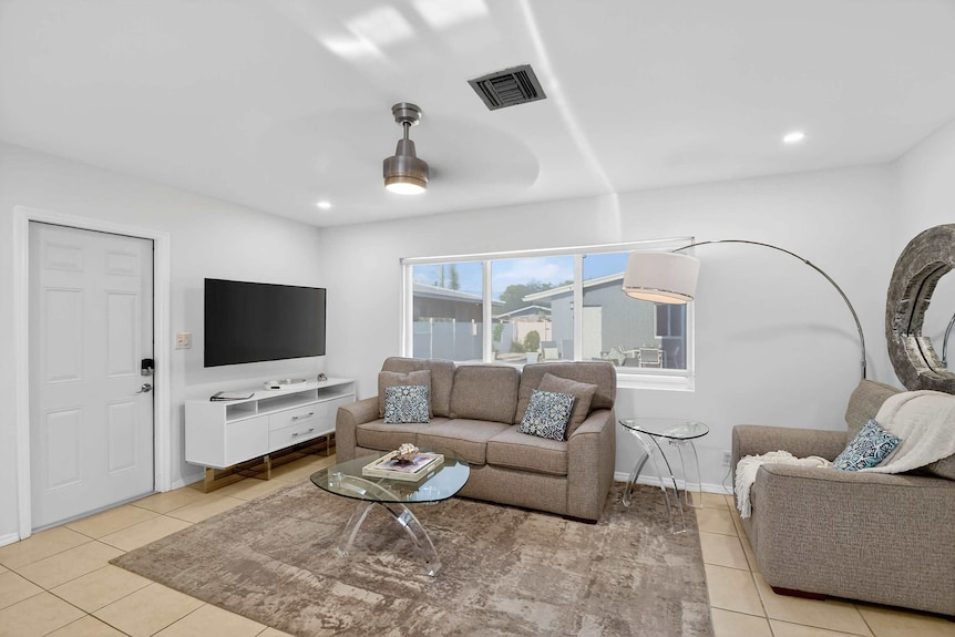 Victoria Park's Secret #2 - 6ppl - Tamarac