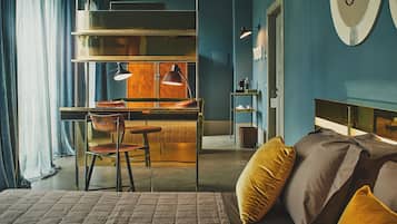 Quarto casal superluxo, vista para o jardim | Cofres nos quartos, individualmente decorados
