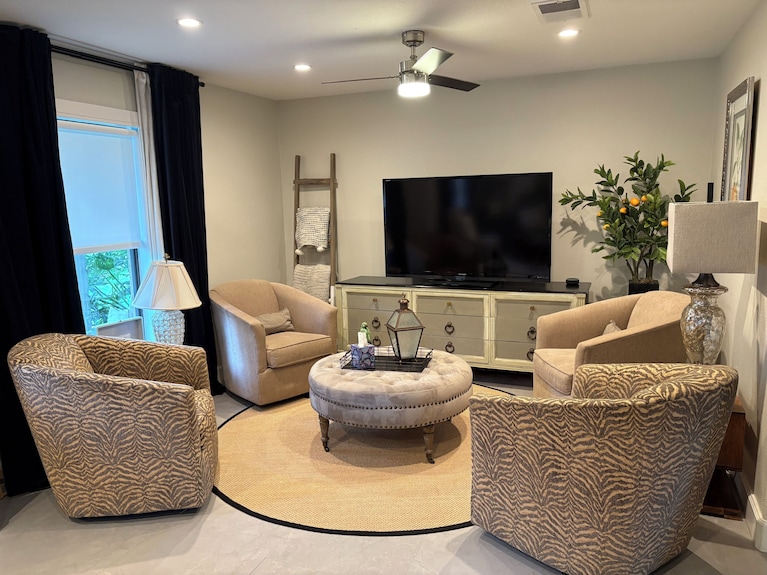 Welcoming 2-bedroom House With Ac In Charming Sanford - Oviedo, FL