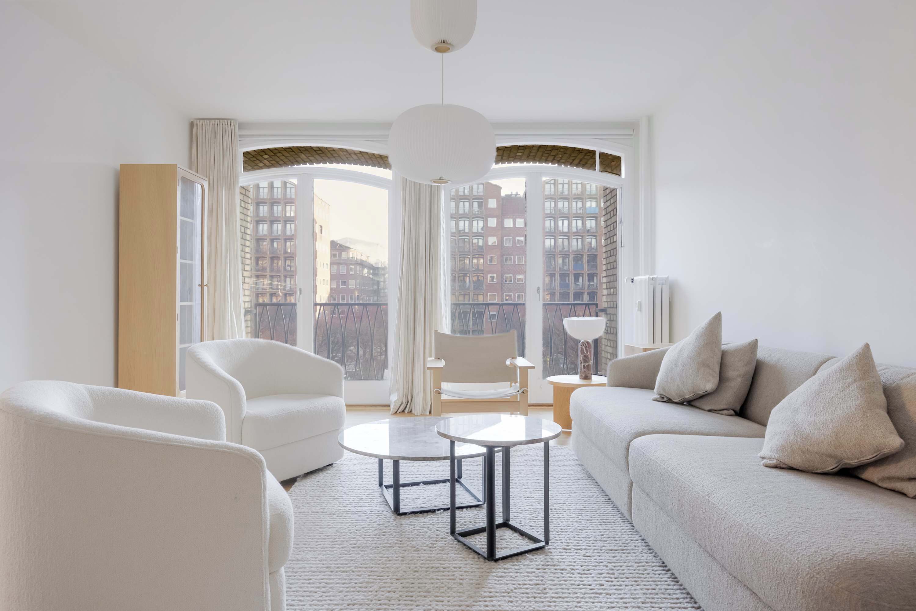 Copenhagen Prestige  By Amalienborg - Copenhagen Airport (CPH)