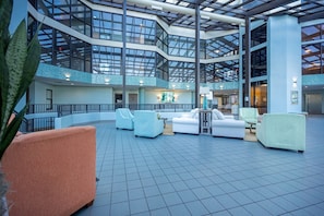 Apartamento em Condomínio Fechado, 3 quartos | Lobby
