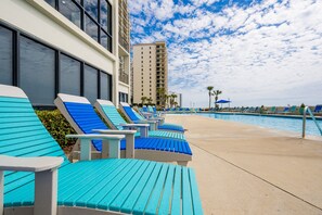Apartamento em Condomínio Fechado, 3 quartos | Piscina | Piscina interior, piscina exterior