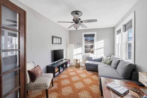 The Chocolate Suite - Walkable And Peaceful 2 Bedroom Home - St. Louis, MO