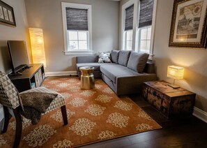 The Chocolate Suite - Walkable And Peaceful 2 Bedroom Home Reviews ...