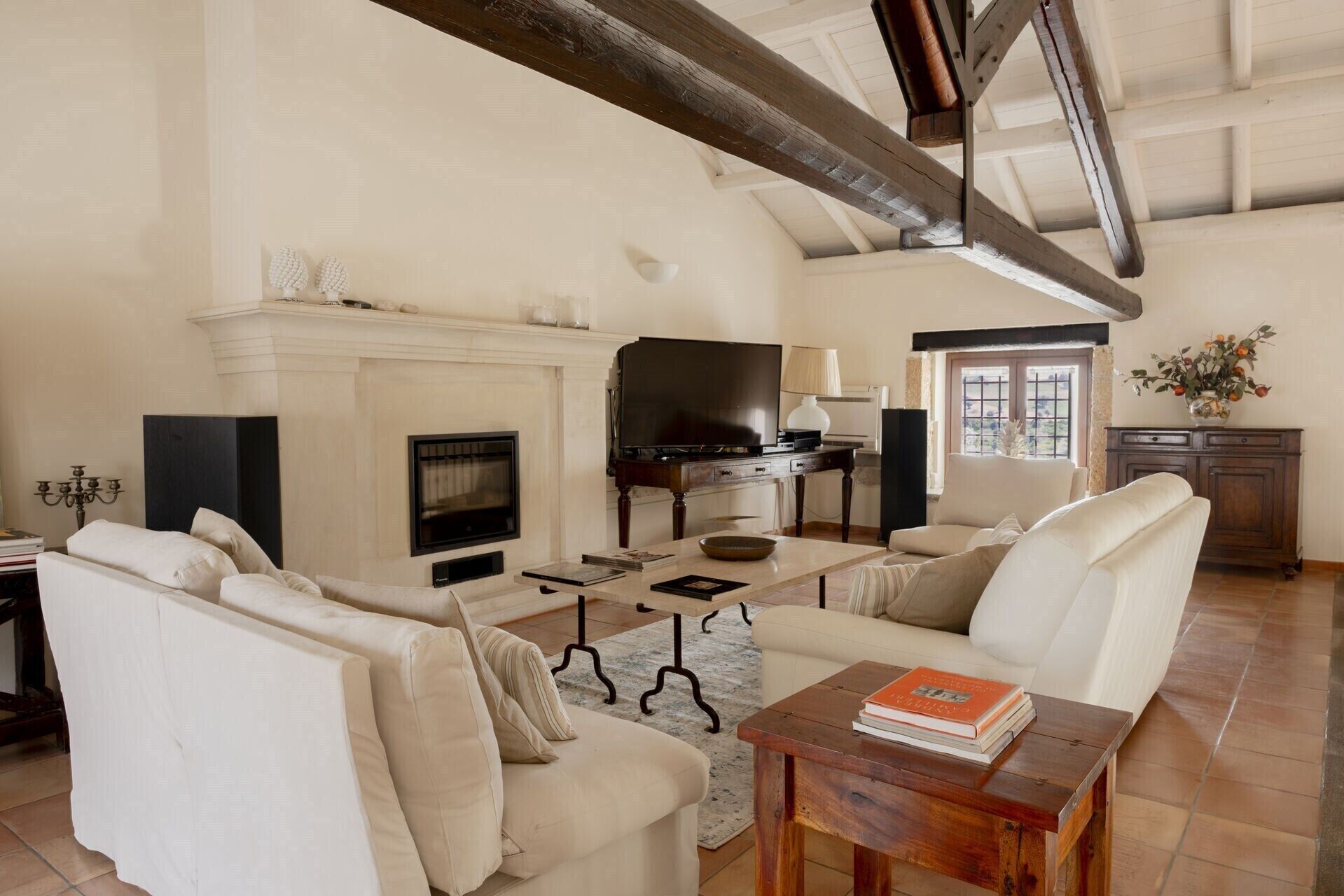 Villa San Tommaso - Four Bedroom Villa, Sleeps 8 - Belvedere, Italy