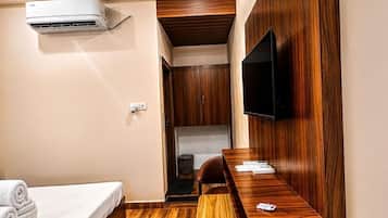 Quarto Deluxe | Secretária, secretária adequada para computadores portáteis