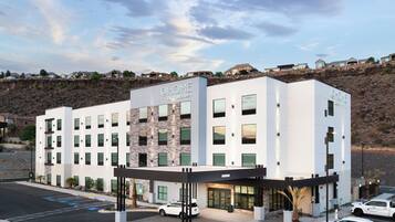 Fachada da propriedade