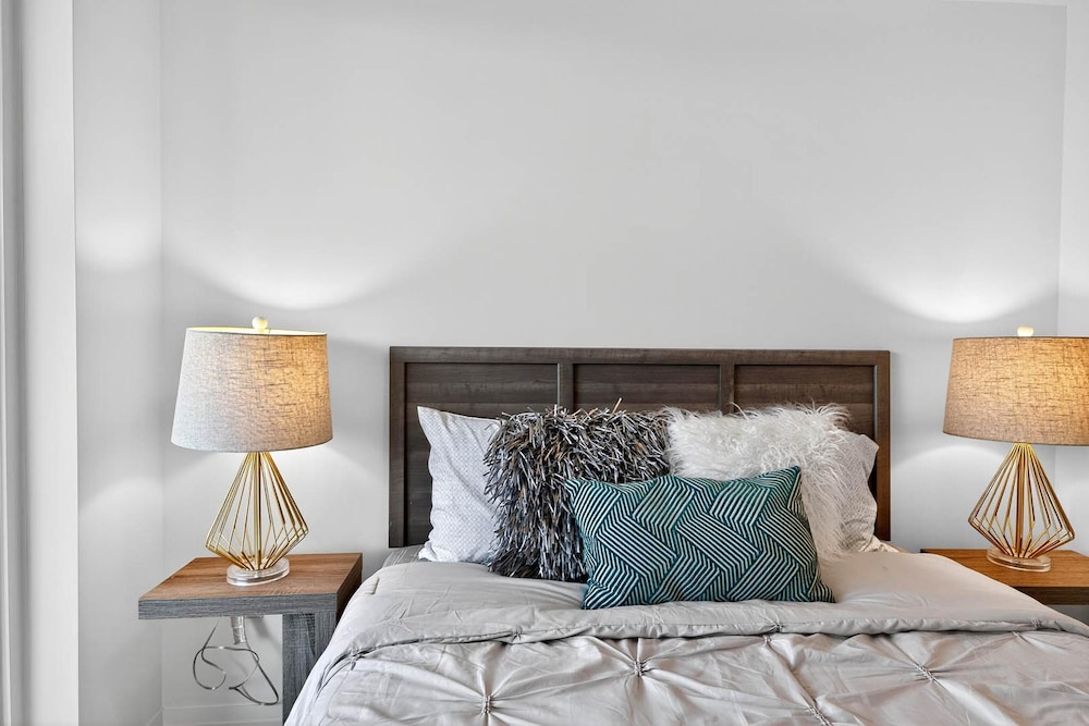 Rivetstays - The Westmount Suites - 