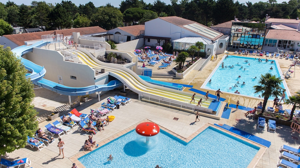 Mh 6/8 pers Camping siblu 85 st jean de mont - Saint-Jean-de-Monts | Vrbo