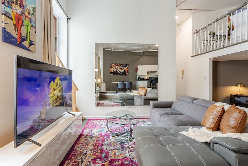 Old Montreal Loft | Modern & Trendy Sweet Escape - LaSalle