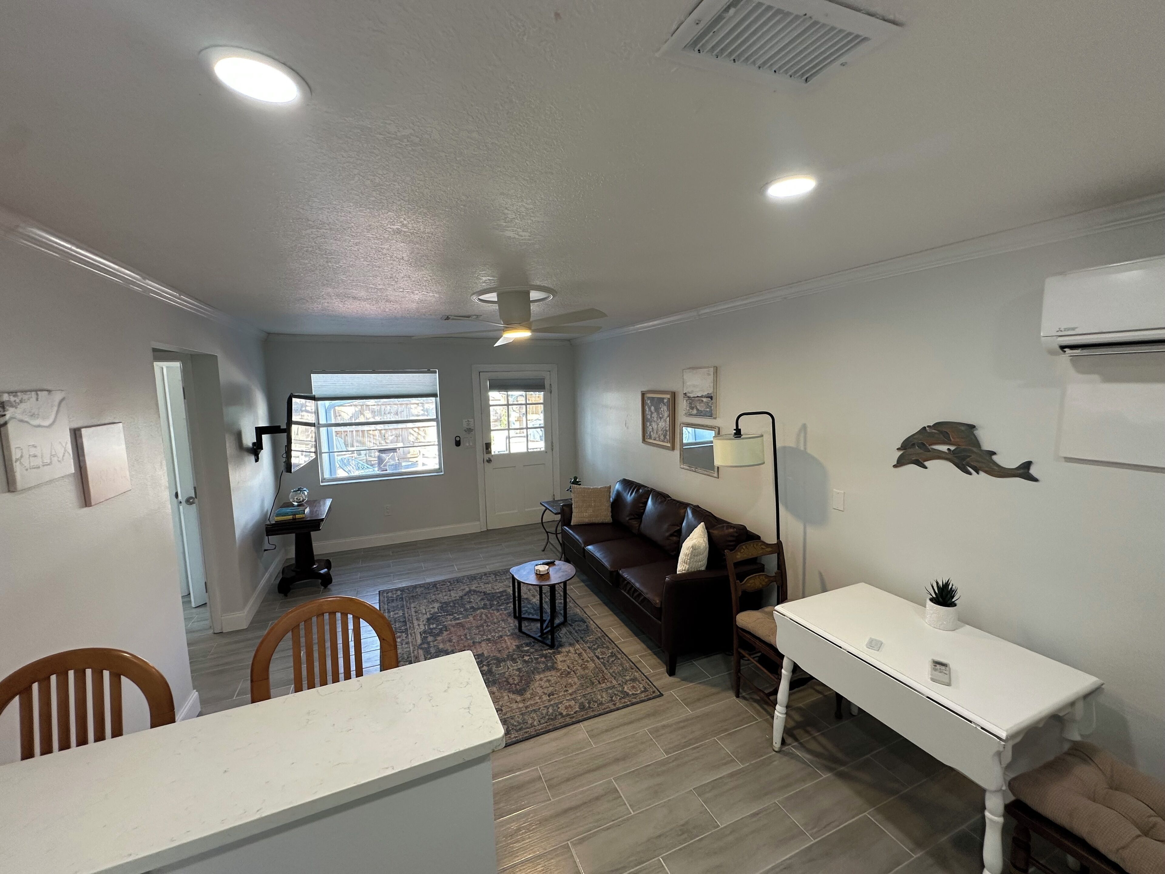 All New Charming Couples Beach Getaway! - 더네딘