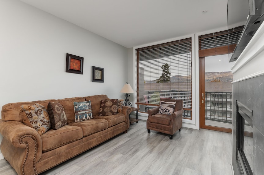 Chelan Resort Suites - Concord Bliss #305 - Chelan, WA