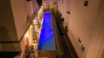 Piscina externa