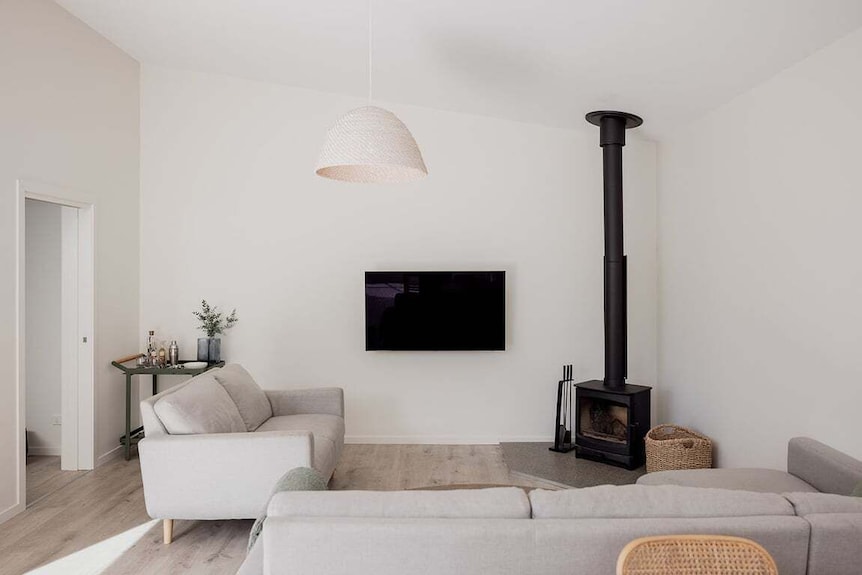 Spring Beach Rise At Spring Beach - Tasmania